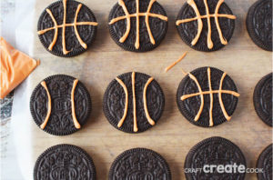 How to Throw a Fun Basketball Party - Craft Create Cook