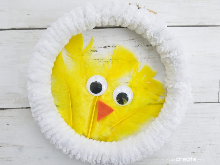 Easy DIY Dollar Store Baby Chick Wreath - Craft Create Cook